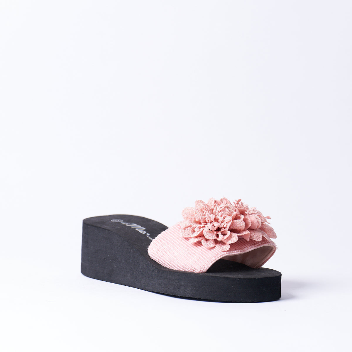 Eva Slider – Rage SA