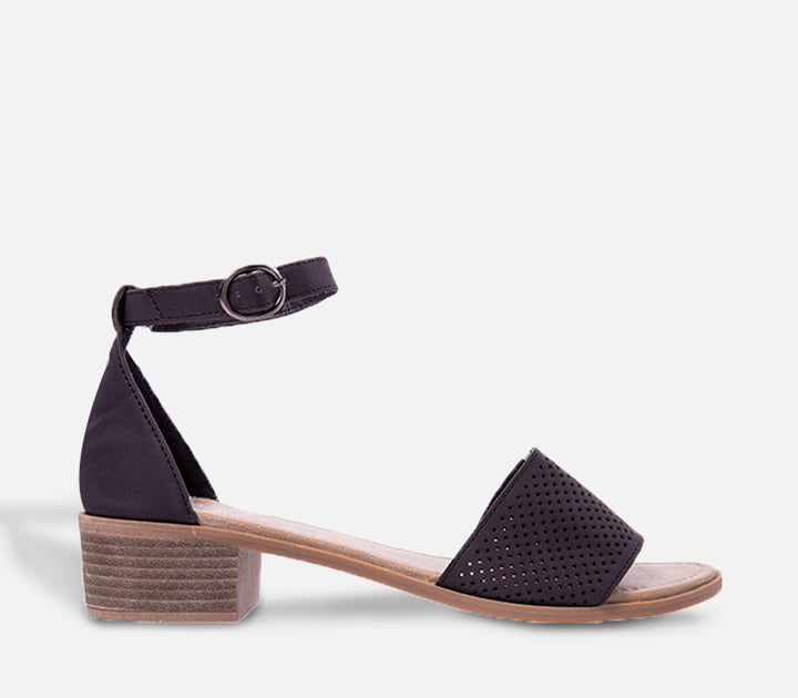 Rage Shoes and Clothing – Rage SA